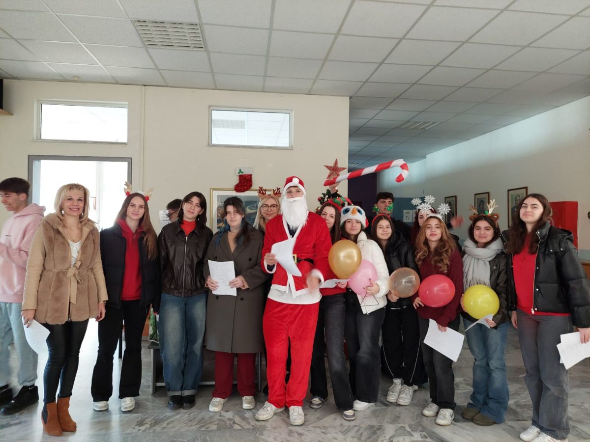 Κάλαντα από το 12ο Γενικό Λύκειο Λάρισας – ONLARISSA.GR Νέα Ειδήσεις Λάρισα