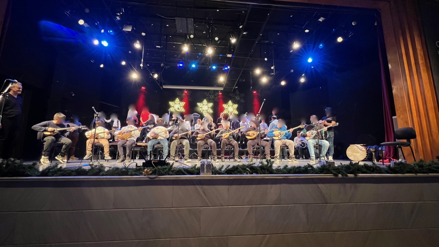 Μεγάλη επιτυχία για τη χριστουγεννιάτικη εκδήλωση του τμήματος ...