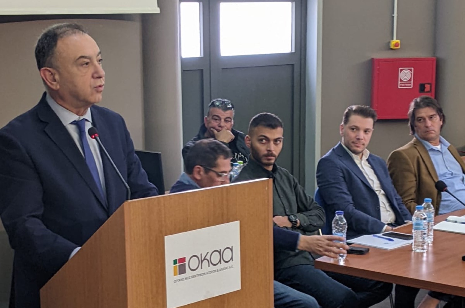 Ο Χρήστος Κέλλας στην ΓΣ της Πανελλήνιας Ένωσης Αλιέων Γρι-Γρι (ΠΕΑΓ ...