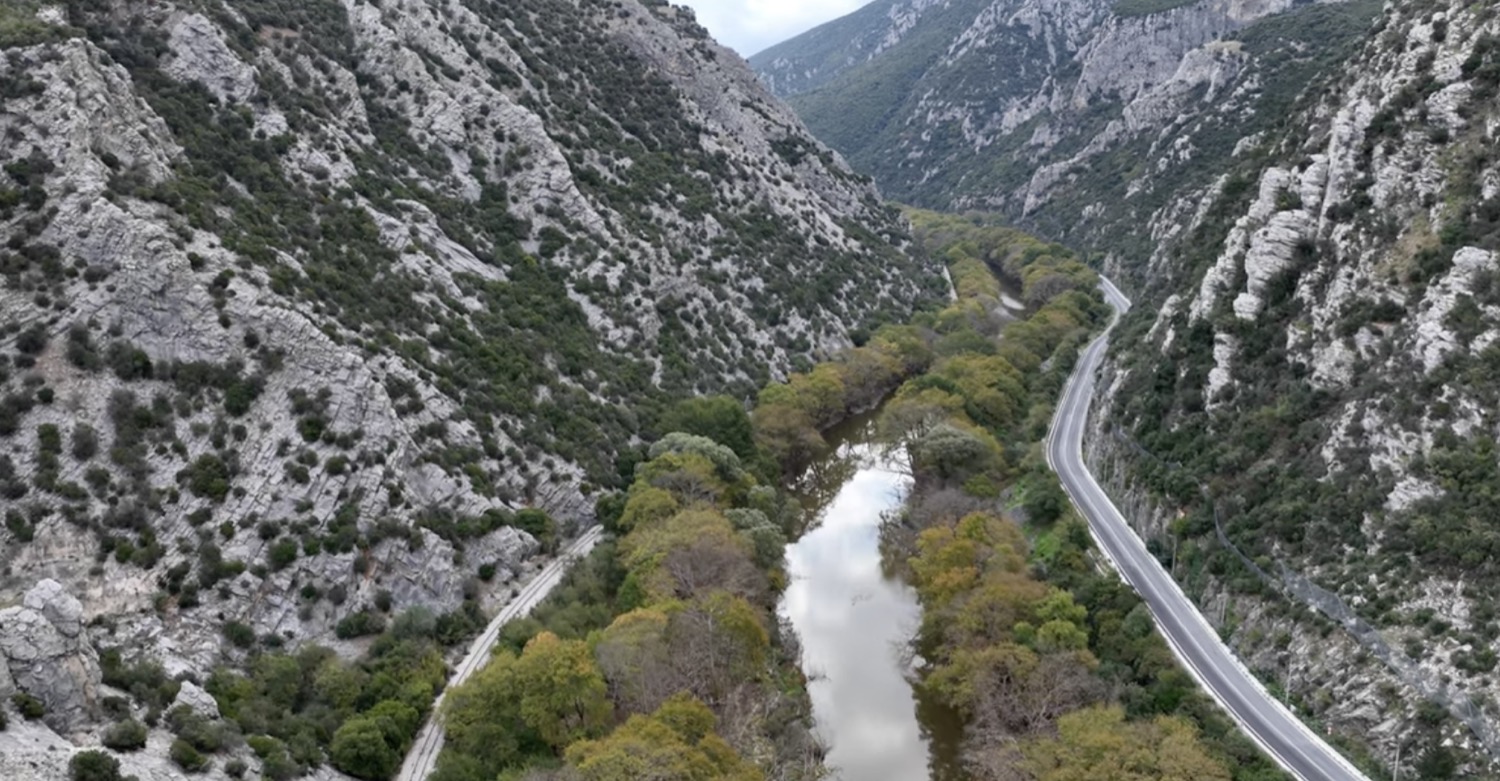 Αυτός είναι ο μύθος της Κοιλάδας των Τεμπών: Το… τέρας, η παράξενη ...