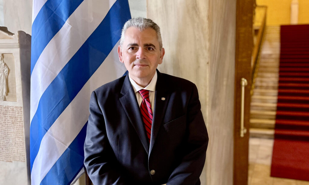 Ευχές για την εορτή του θα δεχθεί αύριο ο Μάξιμος Χαρακόπουλος ...