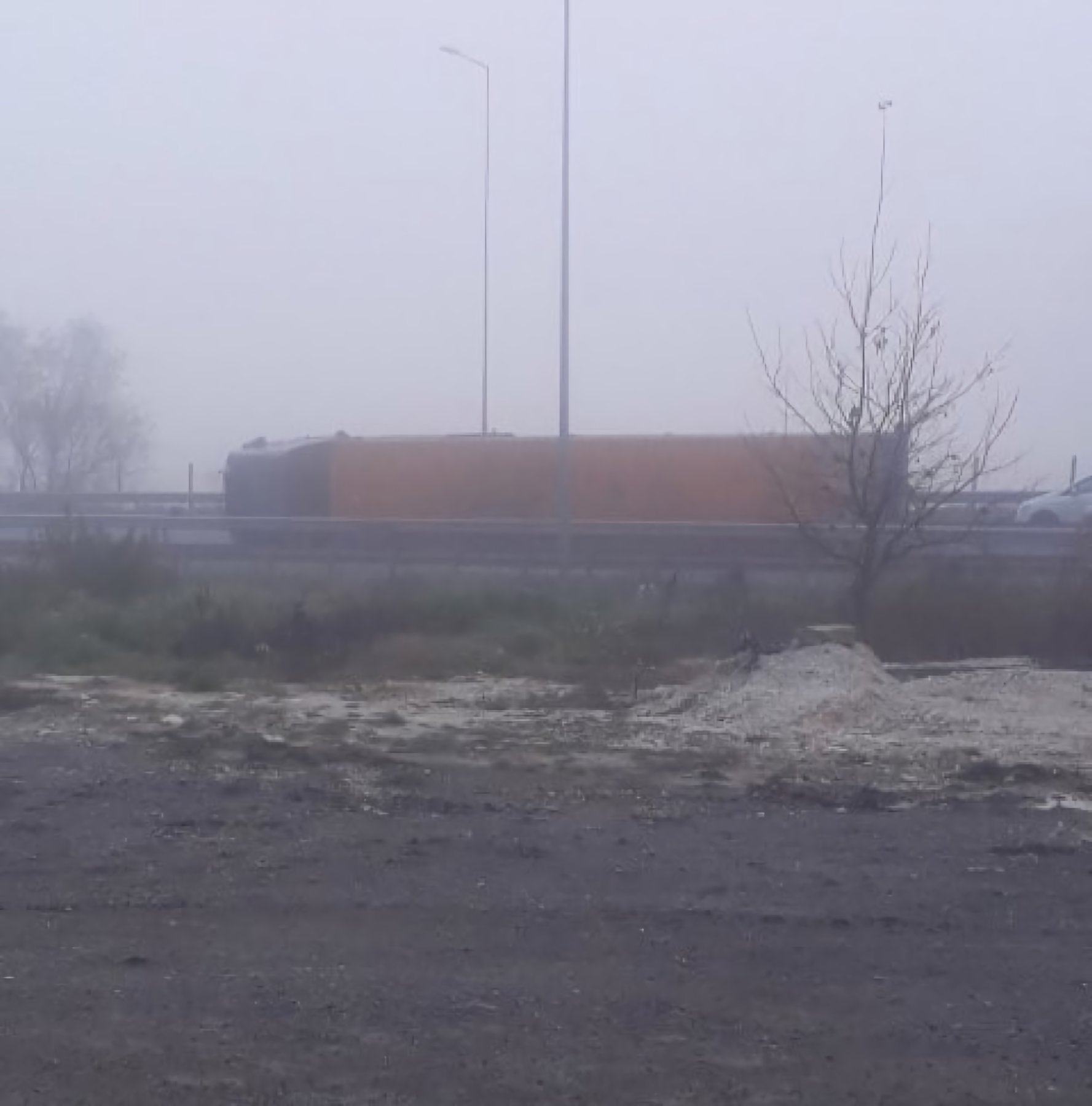 Ντελαπάρισε νταλίκα στην εθνική οδό Λάρισας - Τρικάλων (φωτό ...