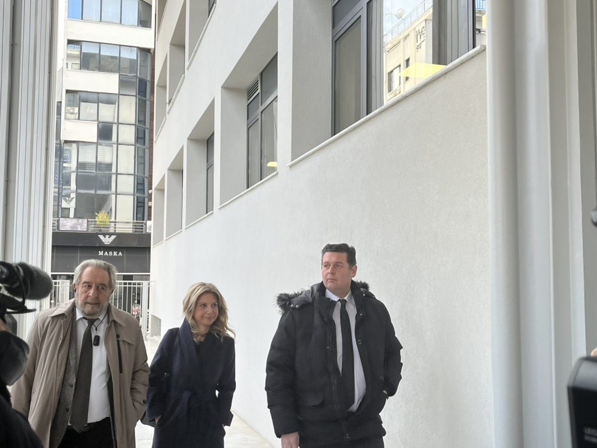 Στα Δικαστήρια Λάρισας και στον εφέτη ανακριτή η Μαρία Καρυστιανού ...