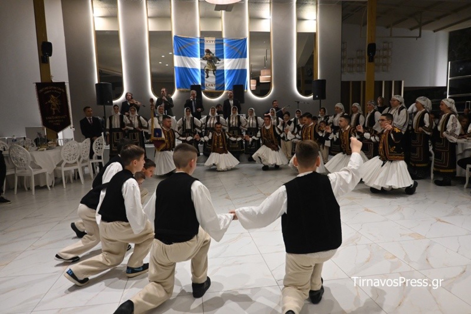 Με επιτυχία η ετήσια χοροεσπερίδα του Συνδέσμου Σαρακατσαναίων Λάρισας ...