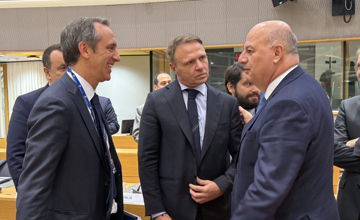 Κ. Τσιάρας στο Συμβούλιο υπουργών Γεωργίας και Αλιείας: Χωρίς νέους δεν ...