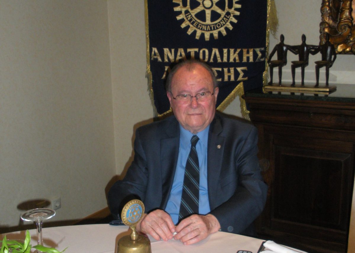 Ο Ροταριανός Όμιλος Ανατολικής Λάρισας «αποχαιρετά» τον Δημοσθένη ...