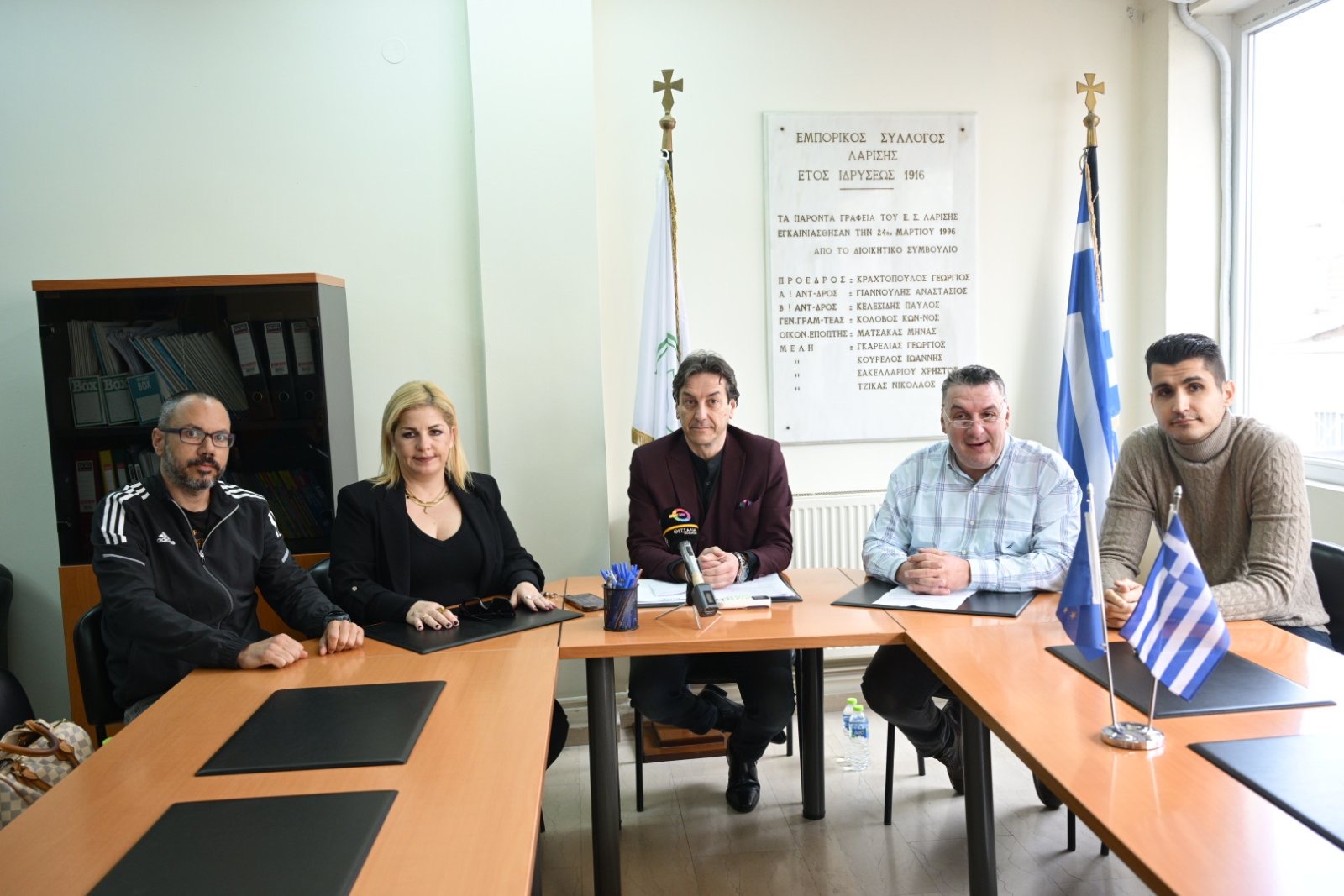 Σε απελπισία Λαρισαίοι έμποροι, καφετεριούχοι και ταξιτζήδες: «Οι ...