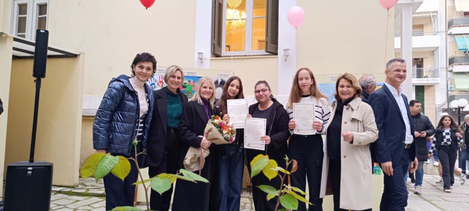 Το 3ο Βραβείο για το 2ο Γυμνάσιο Τυρνάβου στον 14ο Καλλιτεχνικό ...