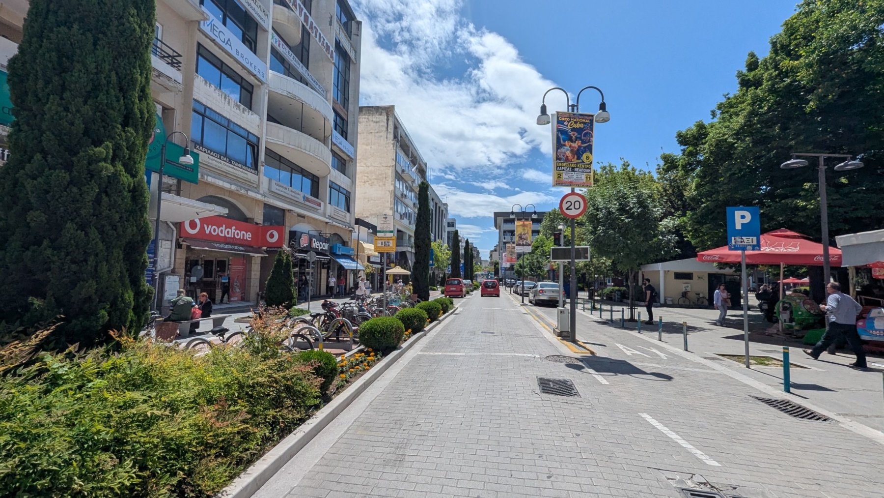 Σε πλήρη εξέλιξη αυτά τα έργα στη Λάρισα: Ποια τμήματα κεντρικών δρόμων ...