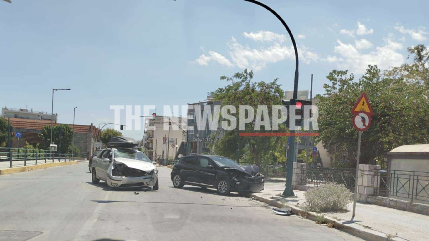 Βόλος: Τροχαίο ατύχημα με σύγκρουση δύο οχημάτων στη Ν. Ιωνία (φωτο ...