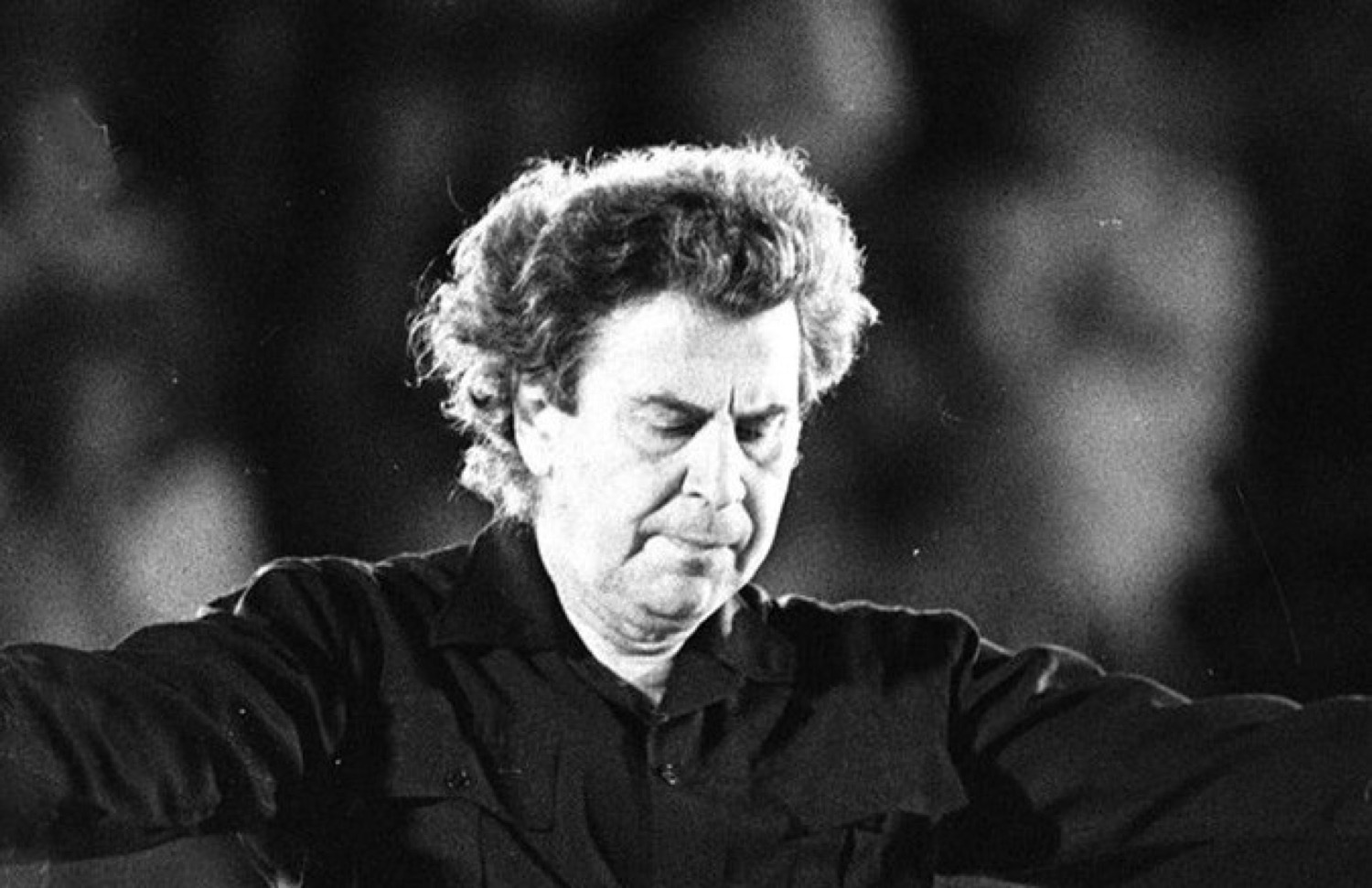 «Στο φως του φεγγαριού με θέα στο Αιγαίο»: Μουσικό ταξίδι - αφιέρωμα ...