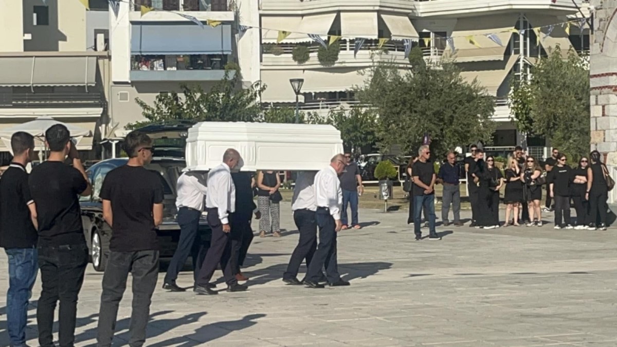 Έκλαψε όλος ο Βόλος για τον Ιάσωνα – Σκηνές αρχαίας τραγωδίας και ...