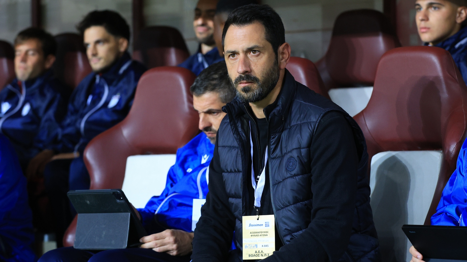 Χωρίς νίκη σε έξι παιχνίδια στο πρωτάθλημα η ΑΕΛ - «Πετράκη παραιτήσου ...