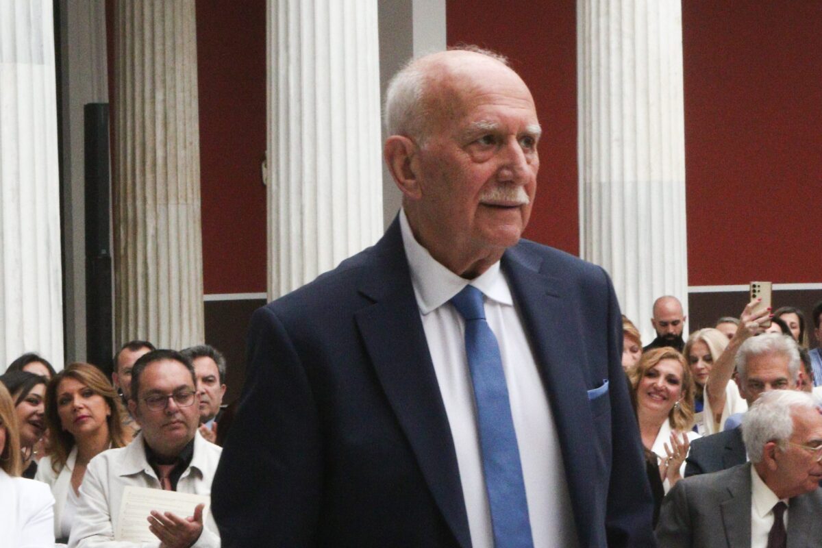 Πέθανε ο δημοσιογράφος Γιώργος Παπαδάκης – Υπέστη οξύ έμφραγμα ...